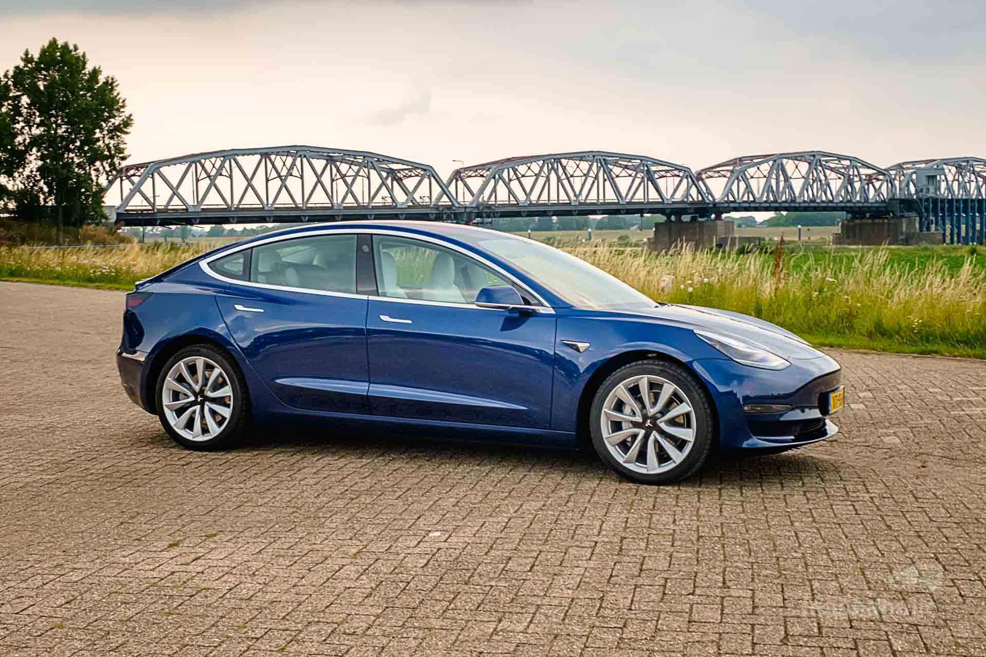 De elektrische auto met de beste prijs/range verhouding is ...