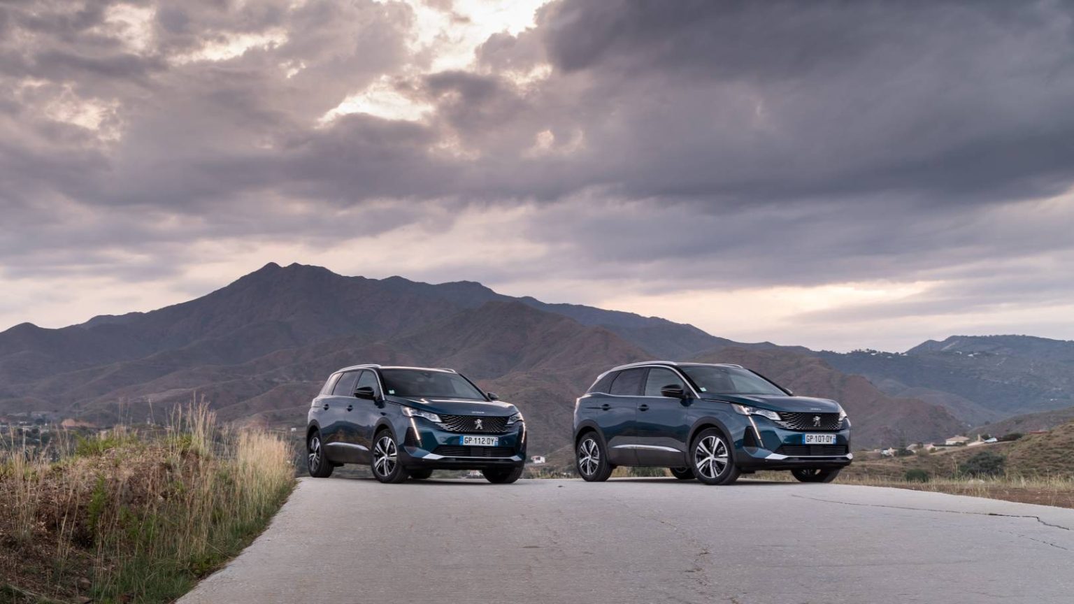 Peugeot maakt prijzen 3008 en 5008 bekend - Dagelijksauto.nl